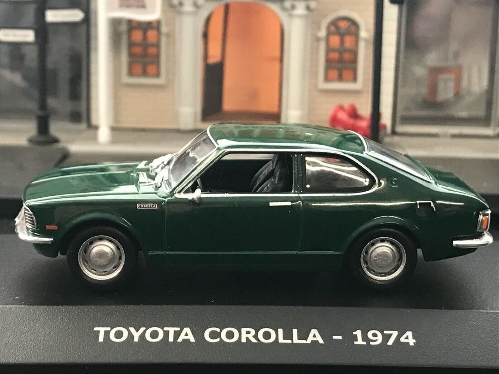 Toyota Corolla Coupé 1970-1974 dunkelgrün 1:43 von Atlas (Neu und ...