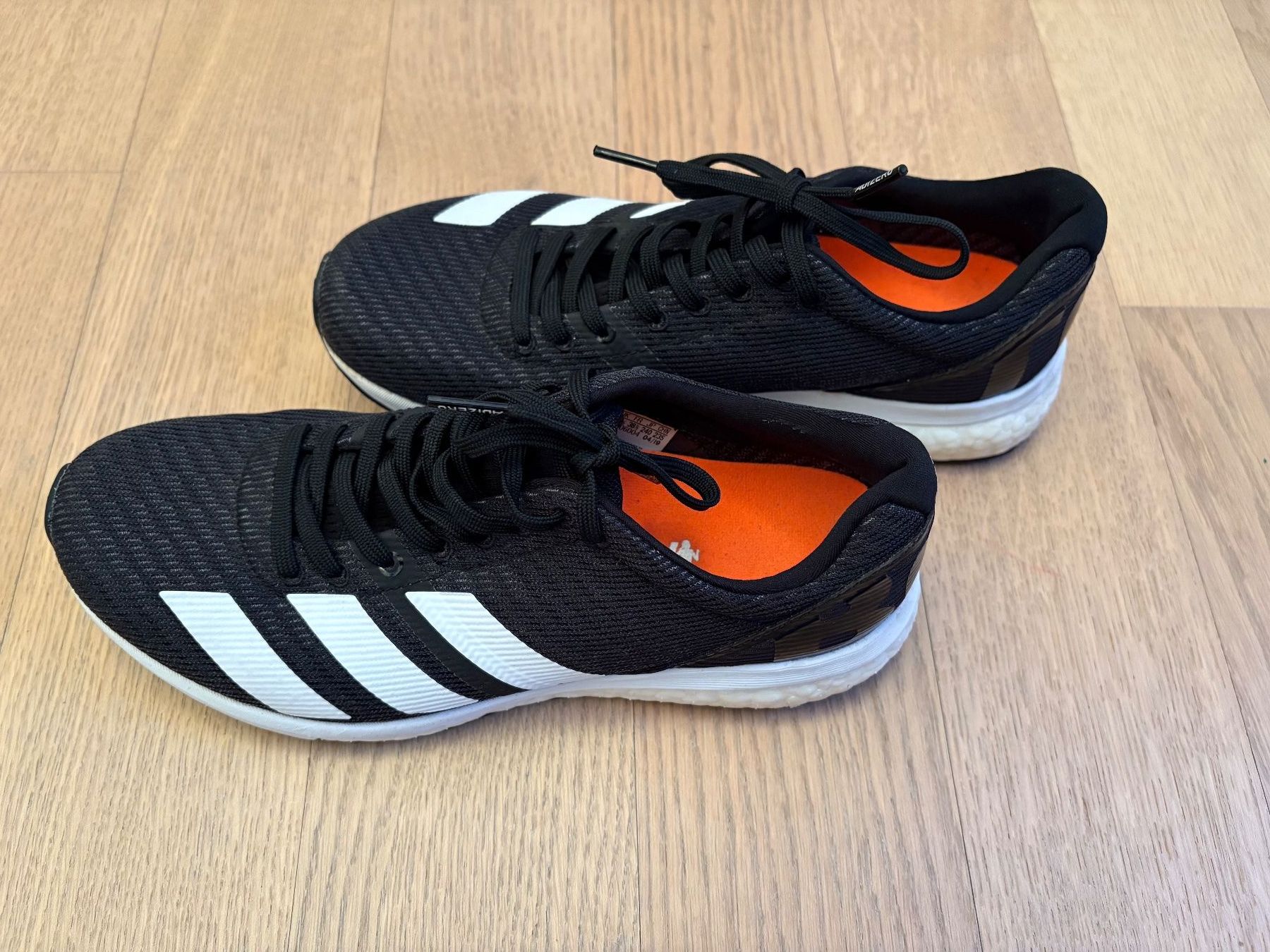 ADIDAS Adizero, Laufschuhe Gr. 38 2/3 schwarz-weiss (Gebraucht) in ...