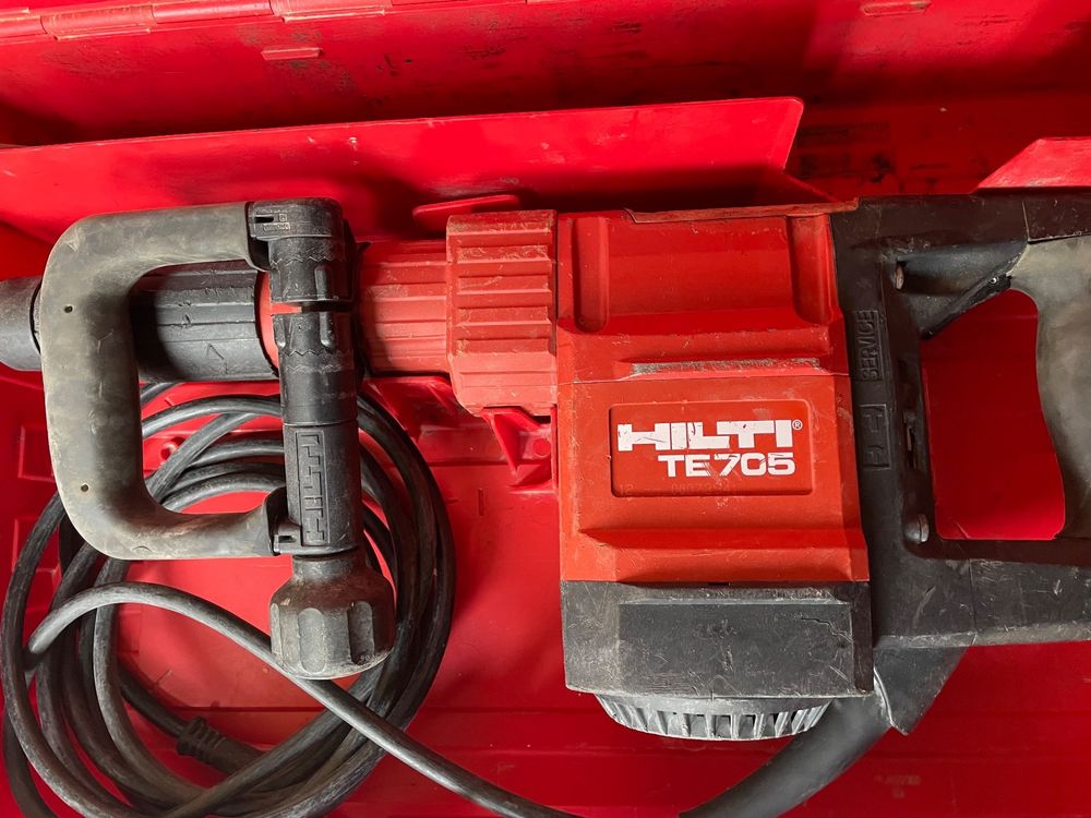 Marteau piqueur Hilti TE705 (Gebraucht) in chene bourg für CHF 320 ...