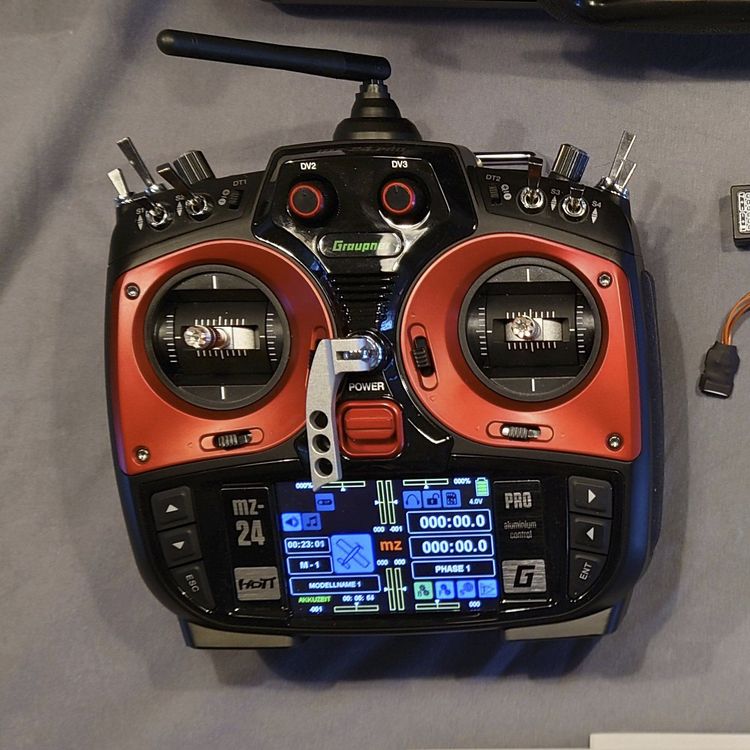 Graupner mz-24 Pro HoTT-Sender + GR-18 Empfänger (Gebraucht) in ...