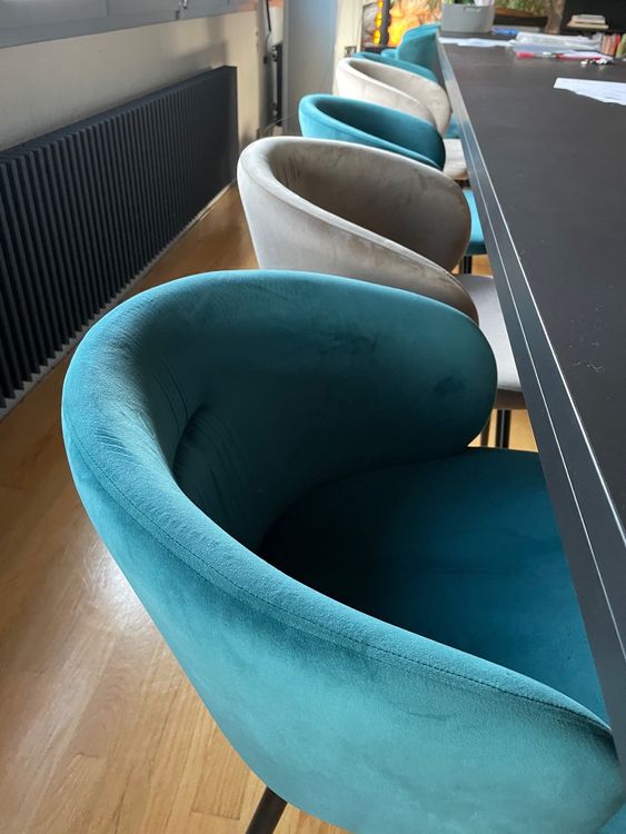 Moderne Esstisch Stühle / 90.- (45.- pro Stuhl) (Gebraucht) in Olten ...