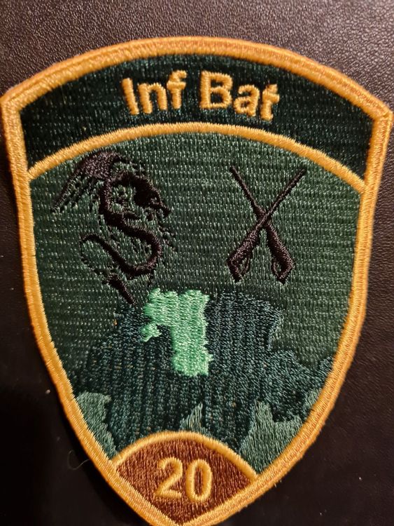 Abzeichen Infanterie Inf Bat 20 Braun | Kaufen auf Ricardo