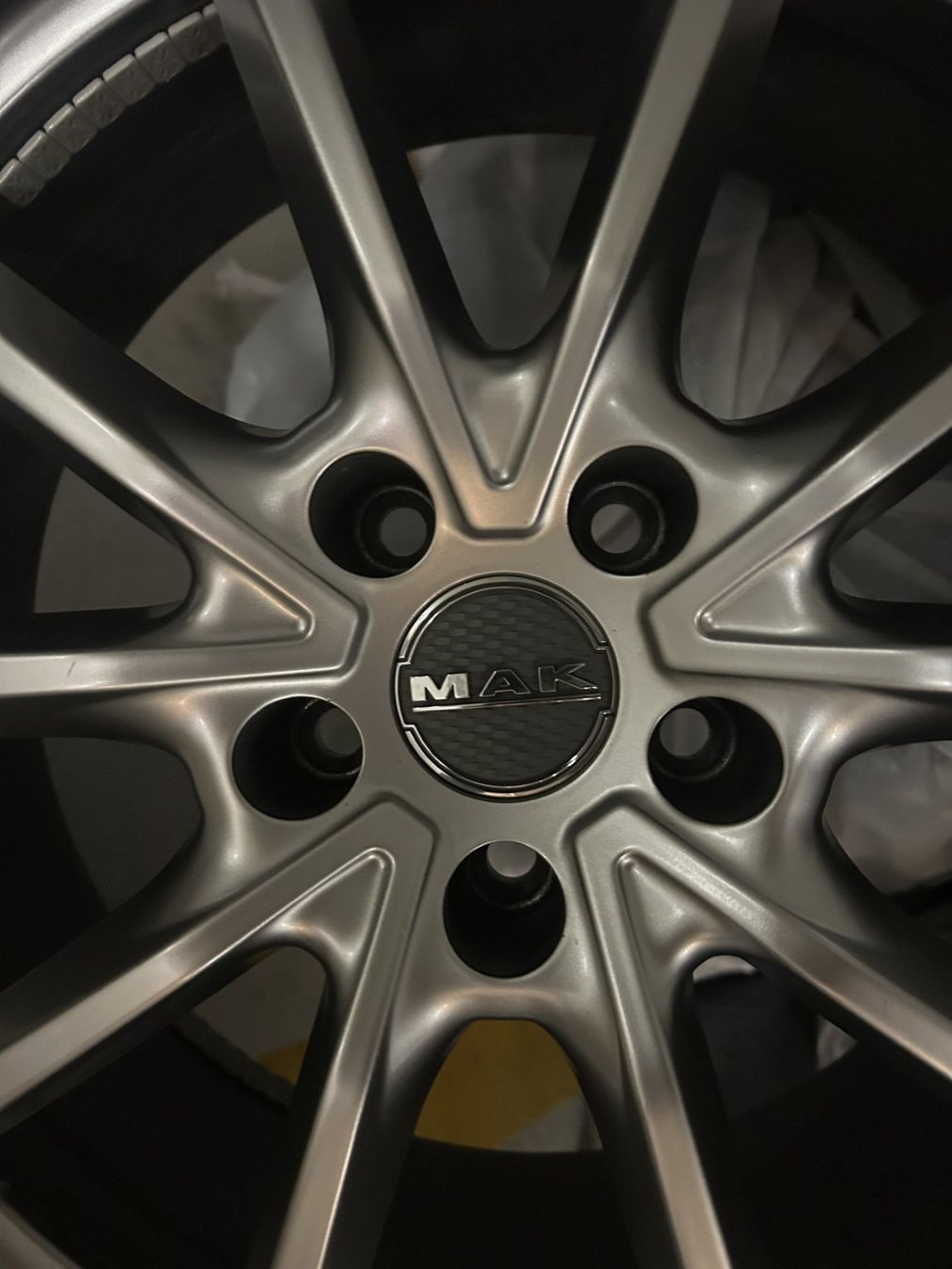 Winterräder Kompletträder MAK 235/55R19, top Zustand, (Gebraucht) in ...