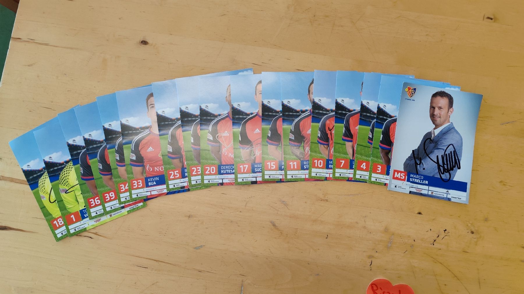 FC Basel Autogrammkarten Set – Originalsignaturen jahr 17/18 (Neu ...