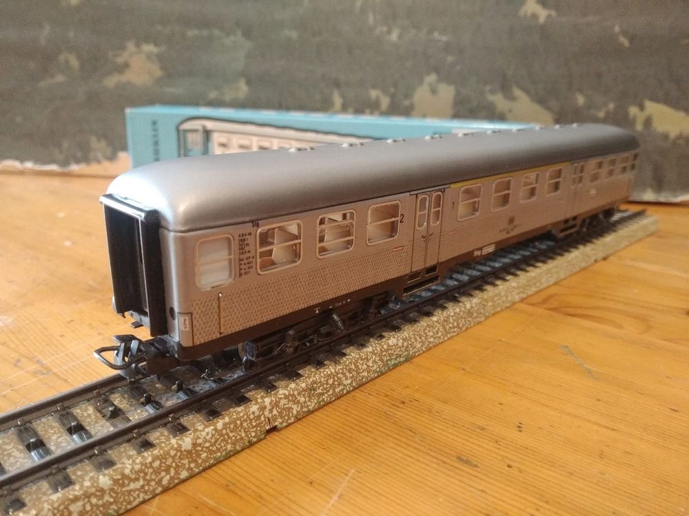 MV14 - Märklin 4082 - Silberlinge 1/2 Klasse - Metallgehäuse | Kaufen ...