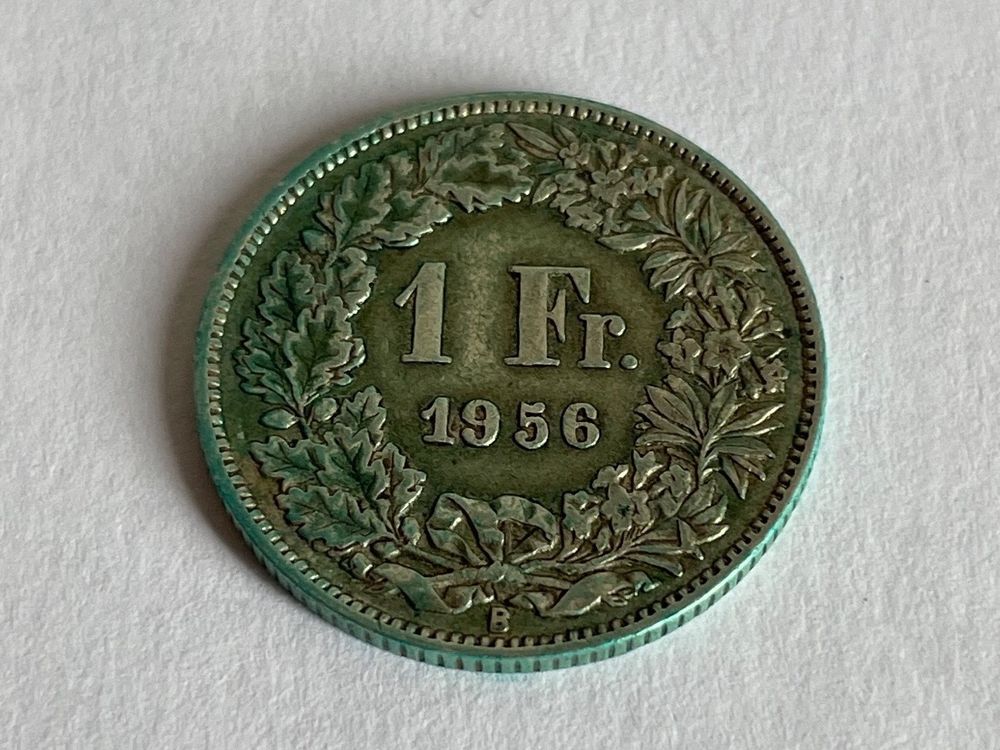 Superbe pièce 1Fr. HELVETIA 1956 en argent (Gebraucht) in Erde für CHF 5 – mit Lieferung auf ...
