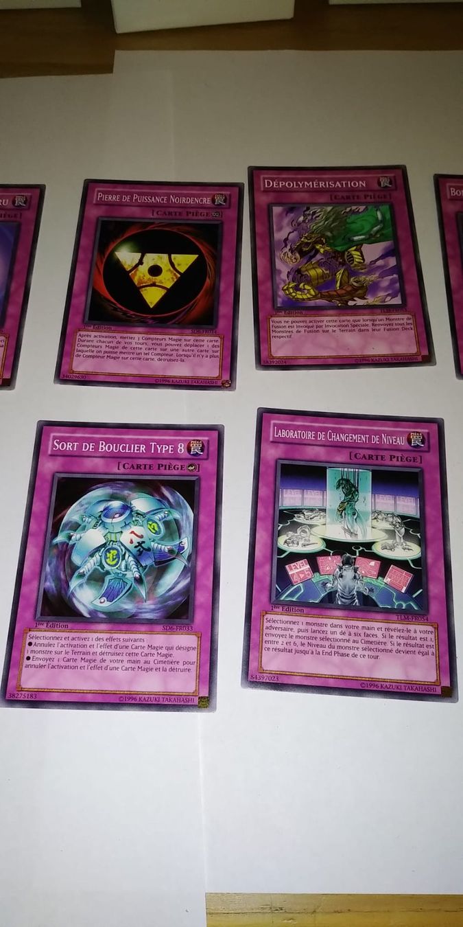 Lot de 16 cartes Yu-Gi-Oh! Piège rares 1 ère Edition (D'occasion) à ...