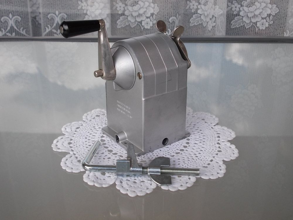 Original Caran D`Ache Spitzer 455 Spitzmaschine + Halterung | Kaufen auf Ricardo