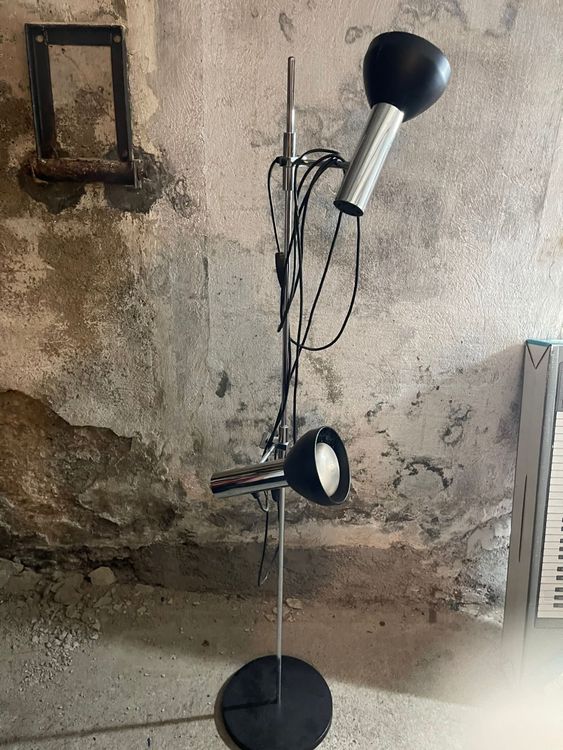 Stehlampe (141) (Gebraucht) in Illnau-Effretikon für CHF 119 – nur Abholung auf Ricardo kaufen