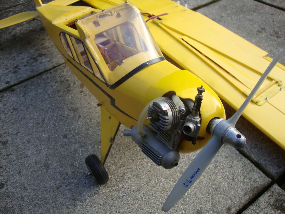 Piper J-3 Cub (ev.) von Herr Engineering (Defekt) in für CHF 75 – nur ...