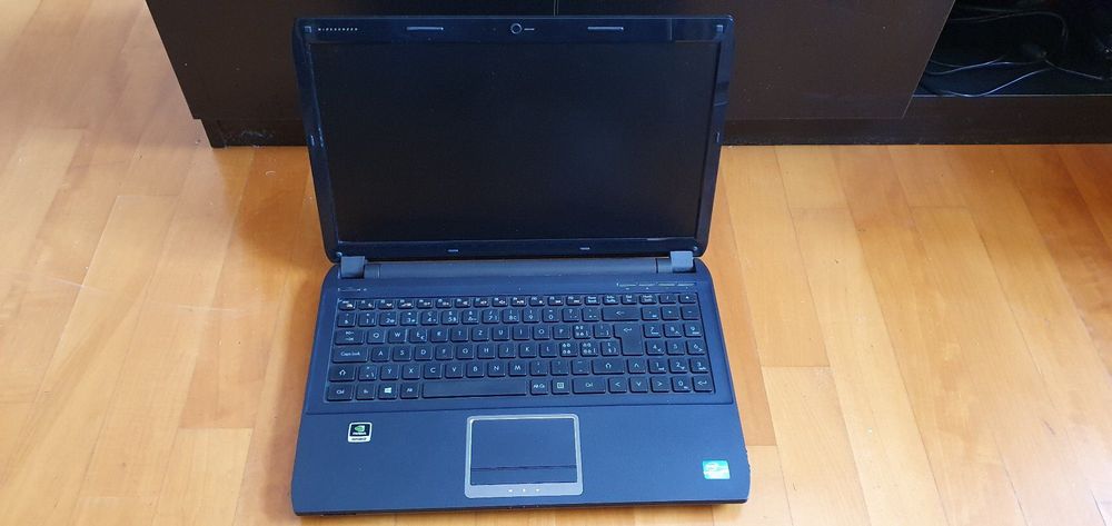 Notebook Maxdata i7- 2.40 GHz, 8GB, (D'occasion) à Turbenthal pour CHF ...