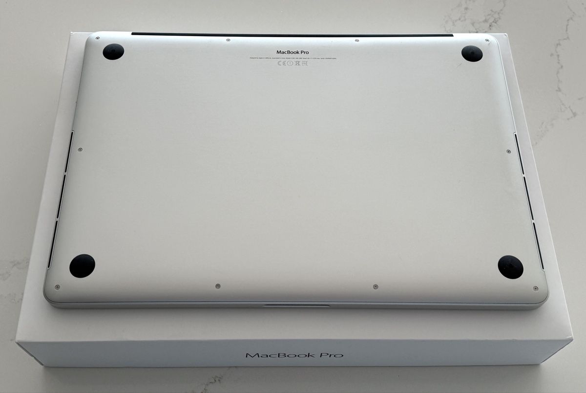 MacBook Pro 15" (A1398) – 16 Go RAM – SSD 256 Go – Batterie (Gebraucht ...
