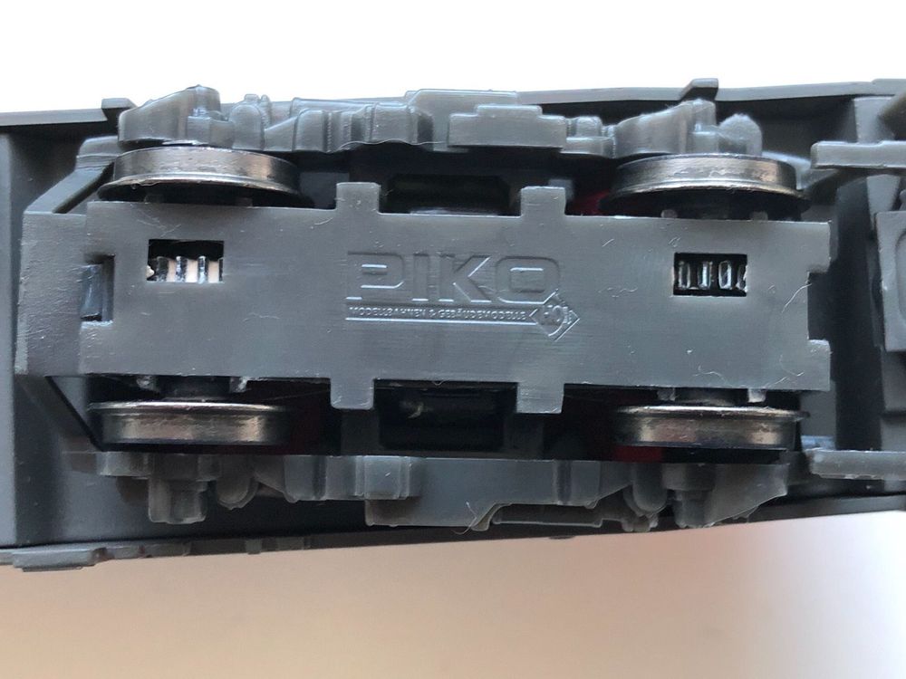 Piko HO Taurus DHL-Lok 182 009-1 GL (Gebraucht) in Jonschwil für CHF 54 ...