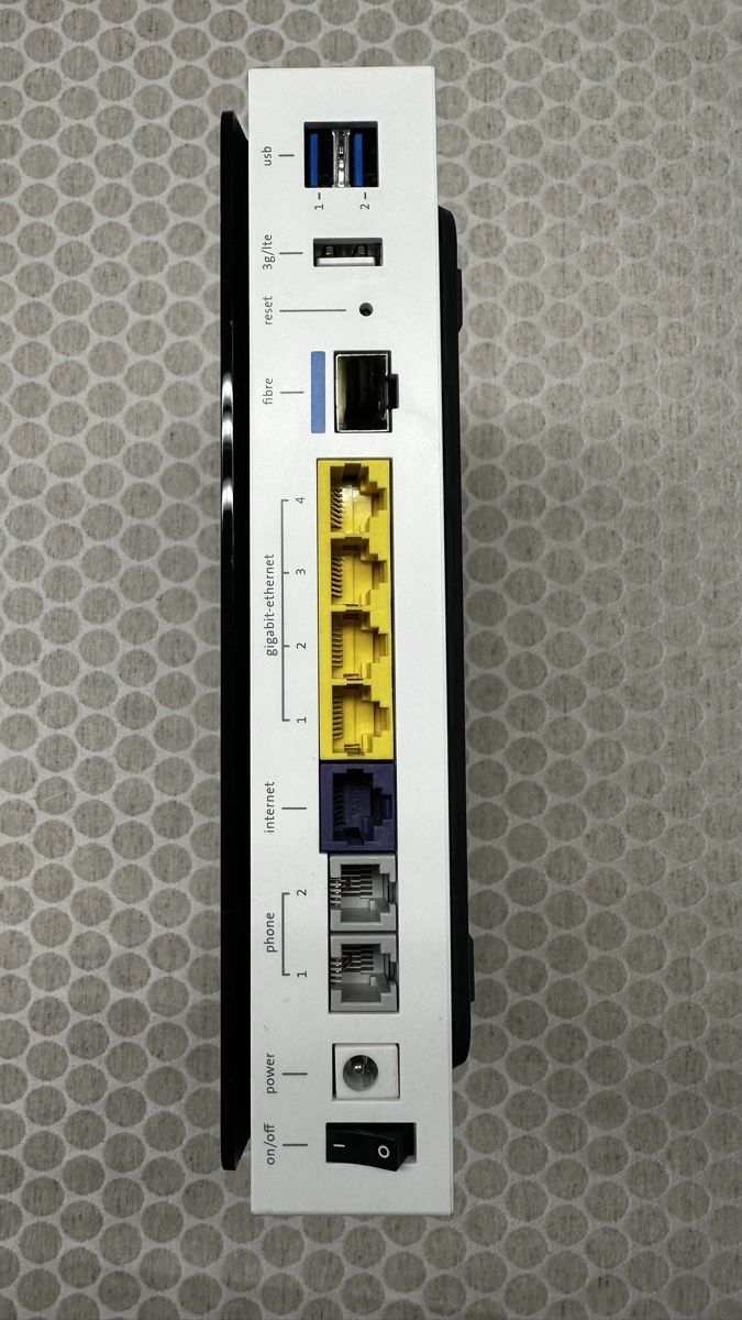 Swisscom Internet Box 4 (IB4, für Glasfaseranschluss) (Neu und ...