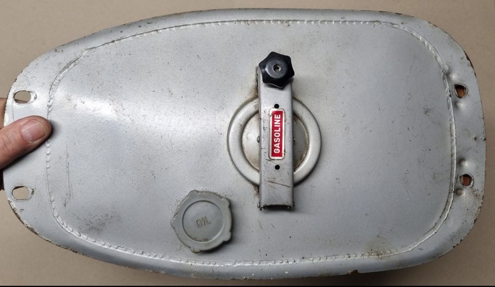 1x Vespa original Tank mit Öltank Vespa TS / GTR / Sprint (Gebraucht ...