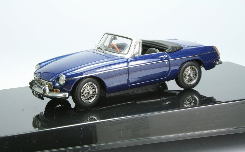 Minichamps MGB 1:43 (Neu (gemäss Beschreibung)) in Elsau für CHF 17 – mit Lieferung auf Ricardo ...