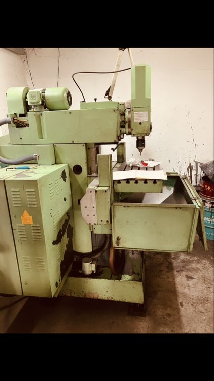 CNC Fräsmaschine MAHO 500 (Gebraucht) in Neukirch Egnach für CHF 220 – nur Abholung auf Ricardo ...