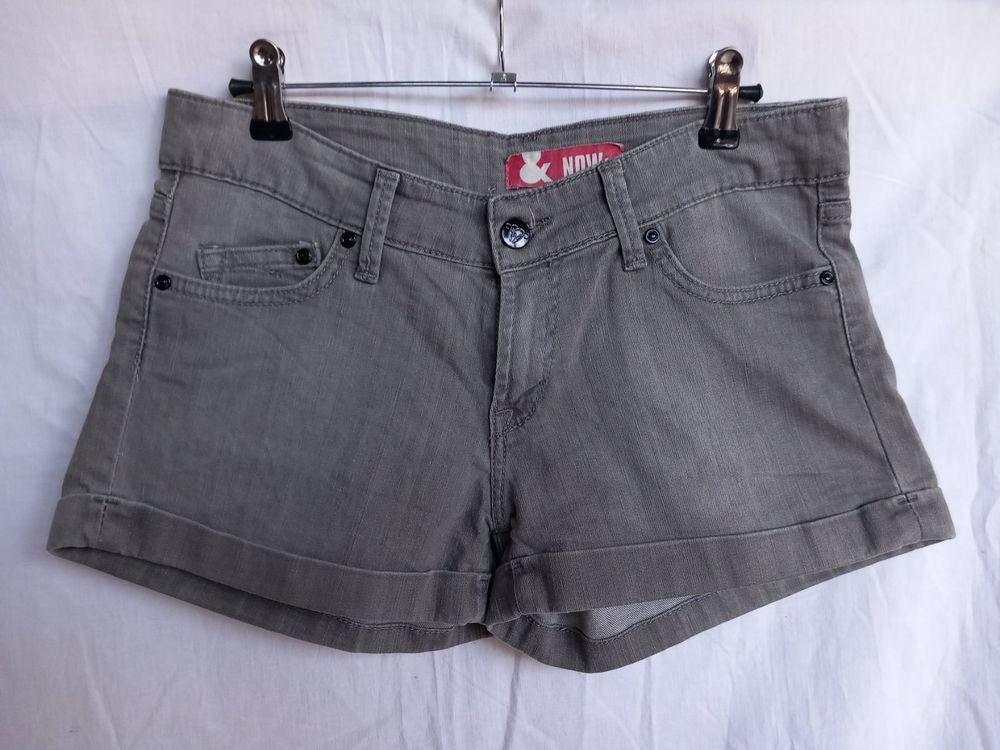 Mini short en jeans gris | Kaufen auf Ricardo