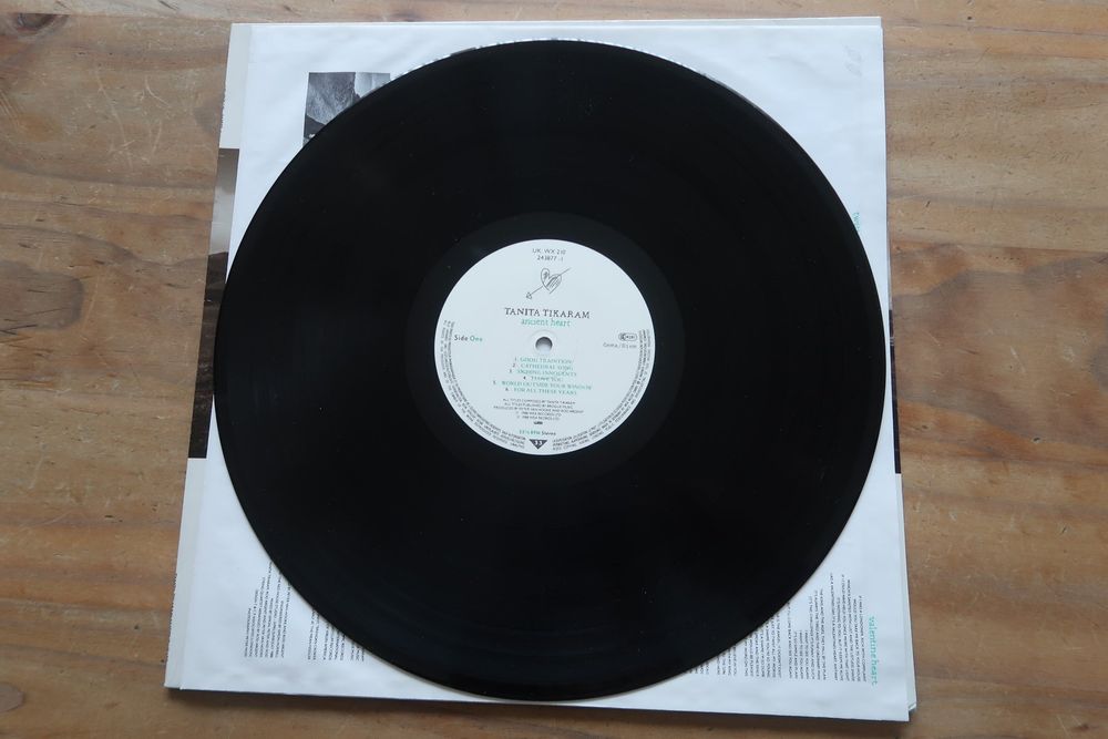 TANITA TIKARAM - ANCIENT HEART - VINYL LP (Gebraucht) in Basel für CHF ...