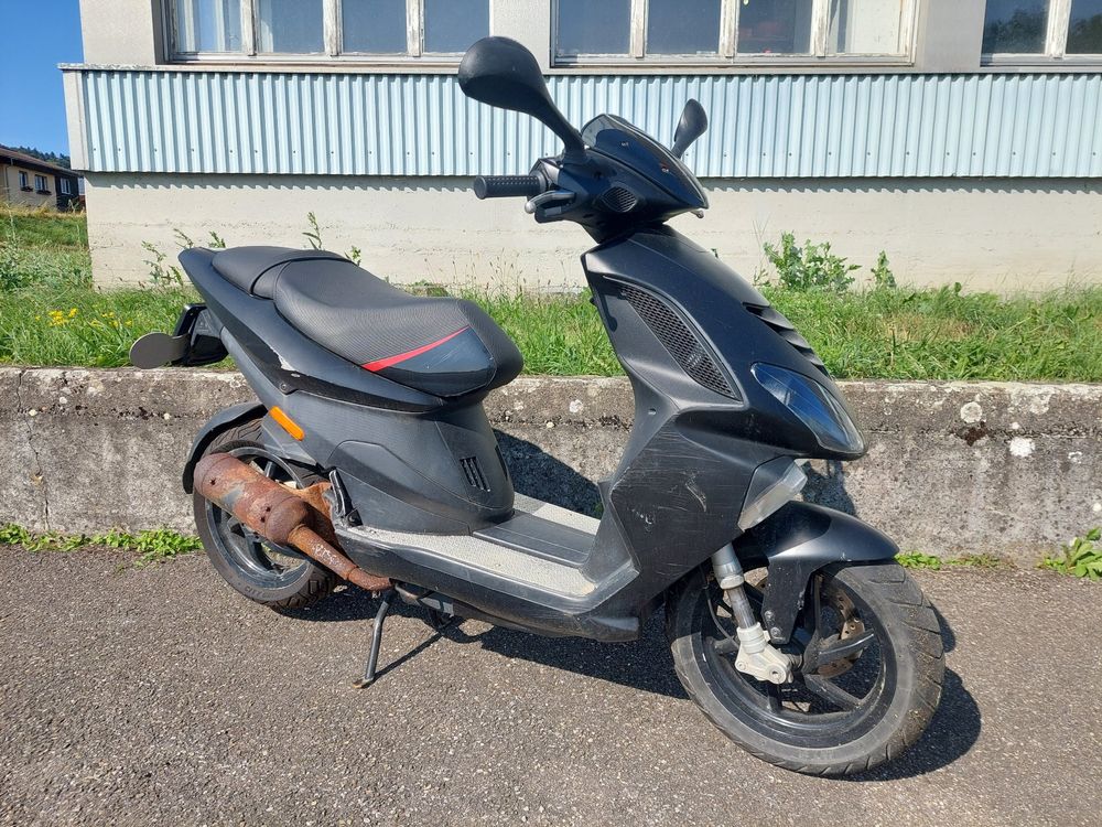 Piaggio NRG Power DD 50 Roller Scooter Scooter 2Tackt (Defekt) in Schleitheim für CHF 430 – nur ...