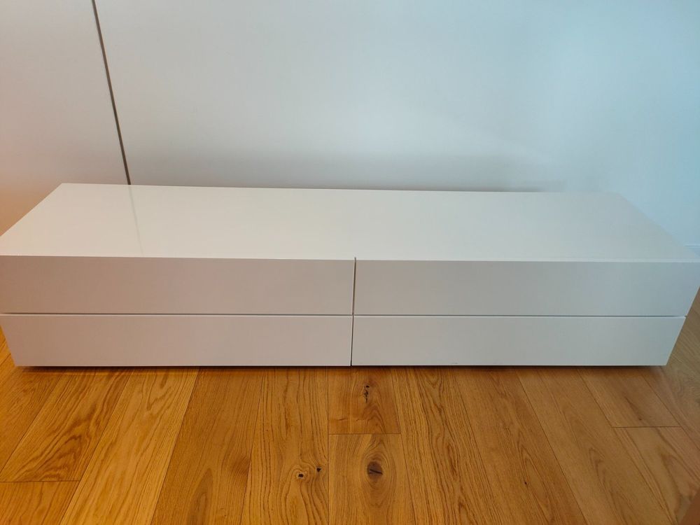 Lowboard weiss hochglanz (Gebraucht) in Zürich für CHF 50 – nur ...