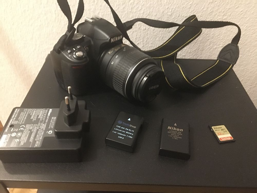 Nikon D3100 mit Zubehör | Kaufen auf Ricardo