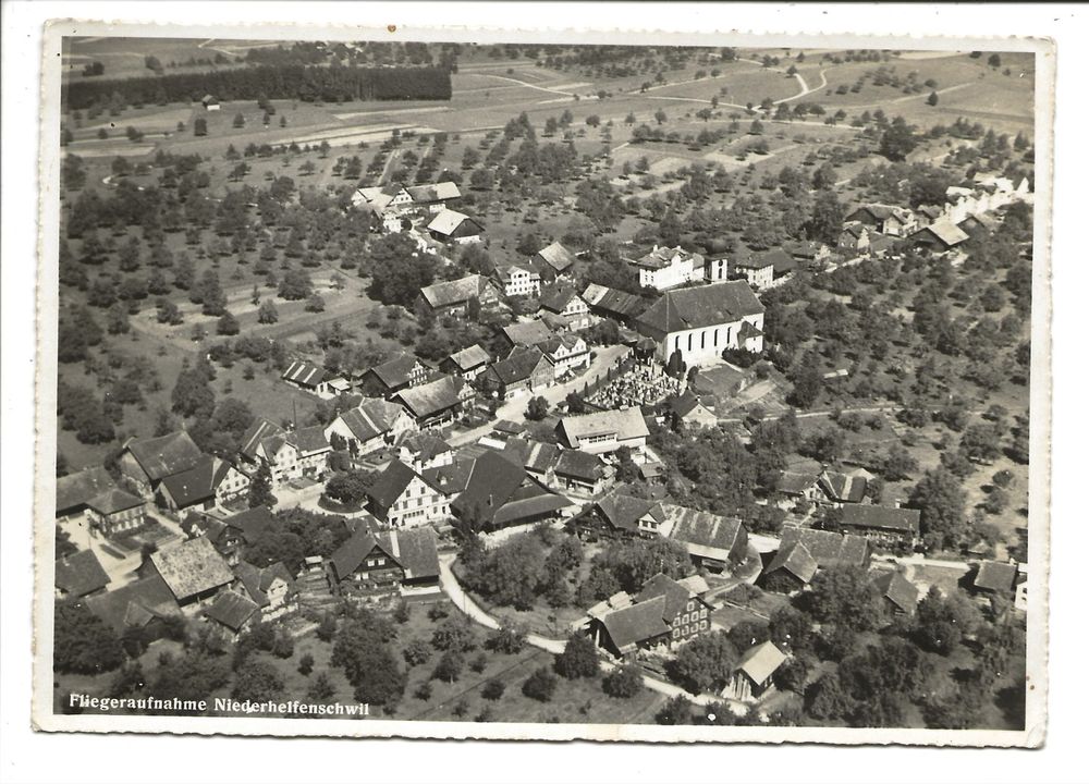 Niederhelfenschwil (SG) Flugaufnahme - Dorfpartie mit Kirche | Kaufen auf Ricardo