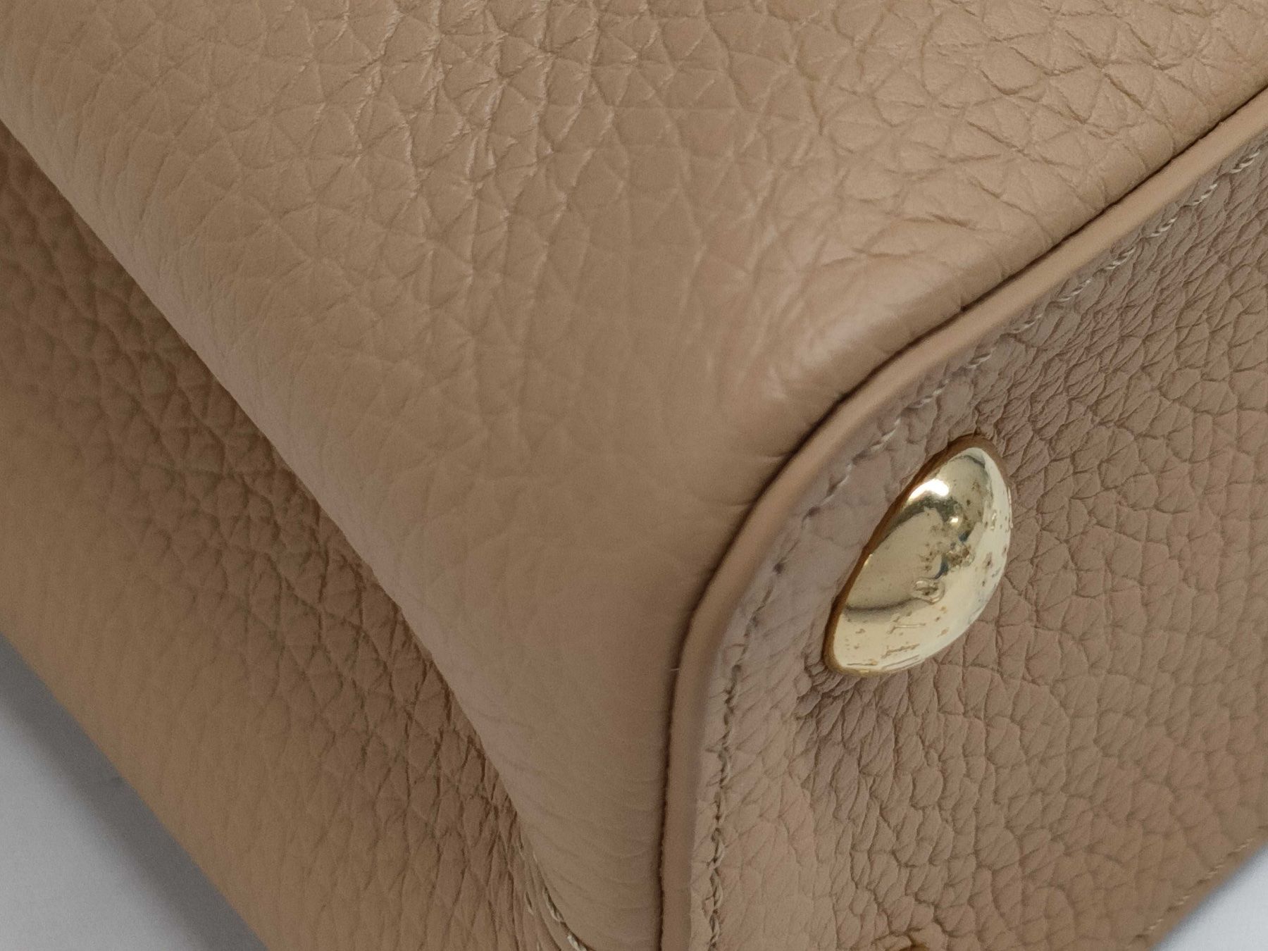 Louis Vuitton Capucines BB Shearling, Neupreis ca. CHF 7000 (Neu ...