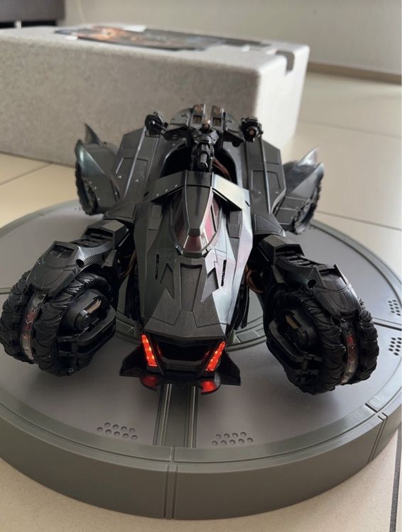Batmobile Arkham Knight Batman selbst transformierent (Neu (gemäss ...