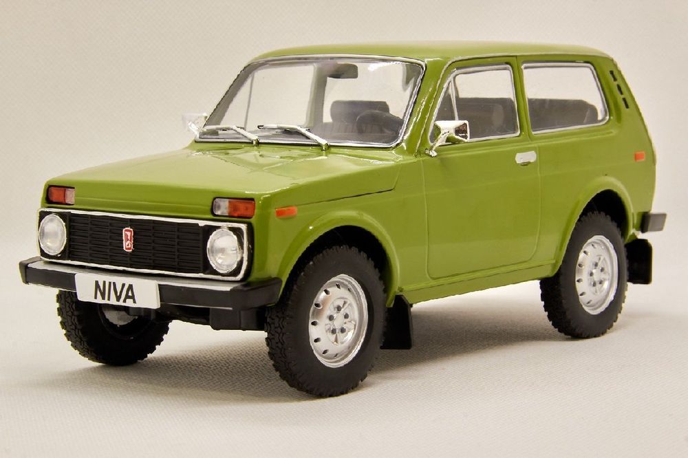 Lada Niva Phase I 1977-1990 Oliv grün 1:18 von MCG (Neu und ...
