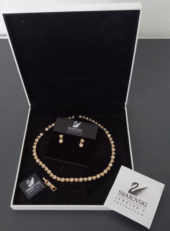 SET AN *SWAROVSKI - SCHMUCK* IN BOX (19X19CM)/NEUWERTIG (Gebraucht) in ...