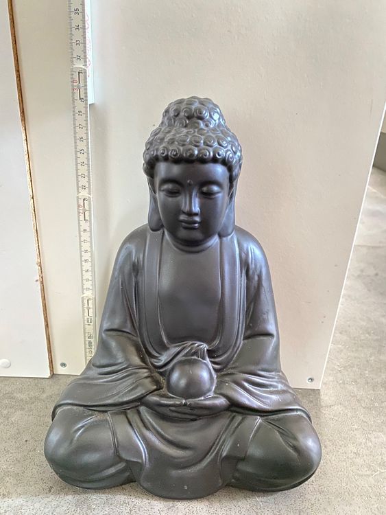 Statue de Bouddha noire (D'occasion) à Bouveret pour CHF 38 – avec ...