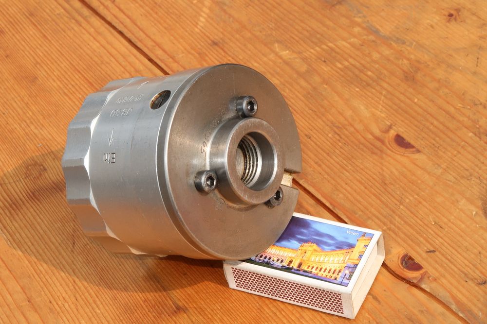 Schaublin 70 Spindelnase W12 Magnetfutter Ø 80 mm Swiss Made (Gebraucht) in Biel/Bienne für CHF ...