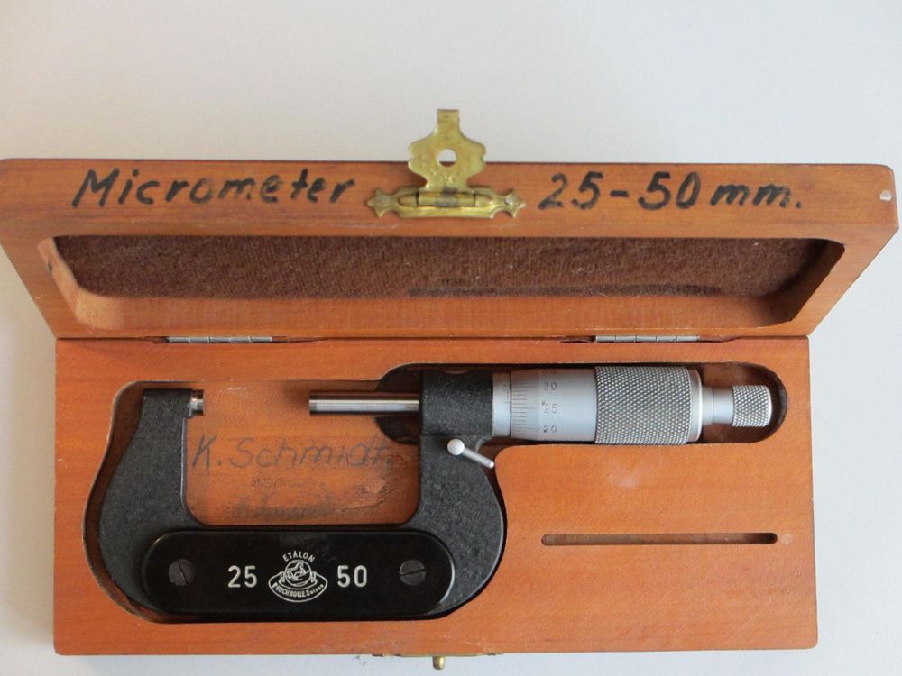 Micrometer 25 - 50 mm in Holzbox | Kaufen auf Ricardo