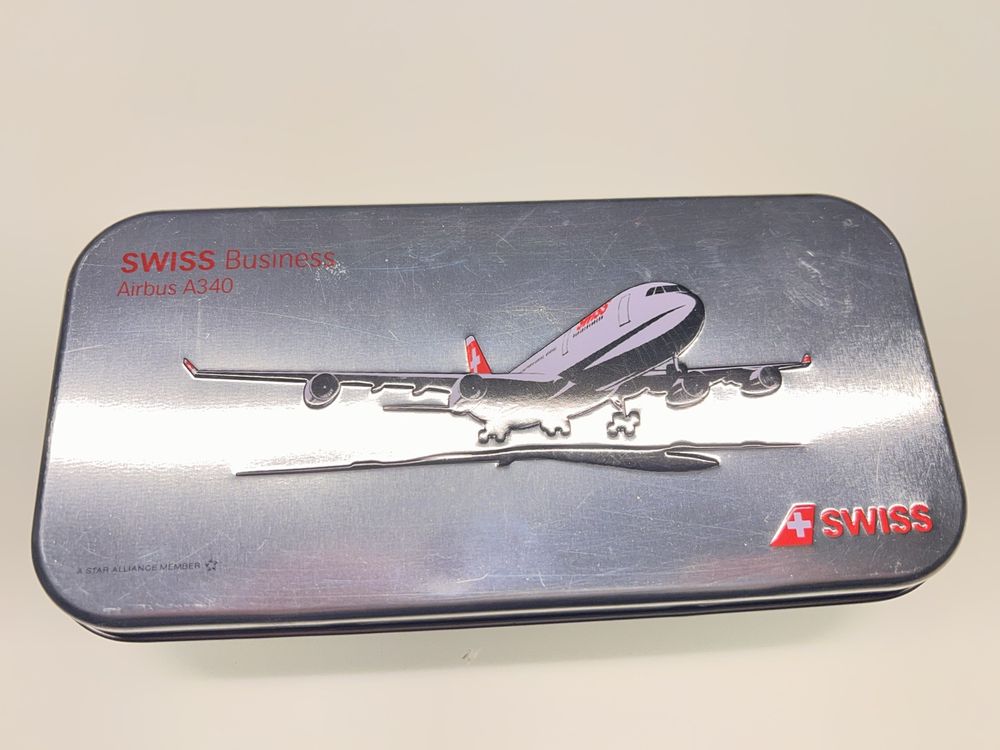Swiss Travel Kit / Amenity Kit "Airbus A340" in Dose! (Neu (gemäss ...