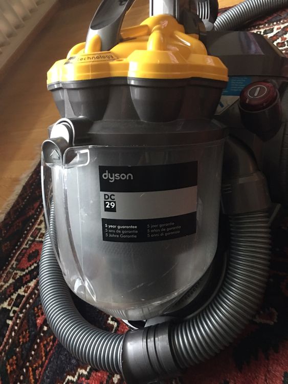 Dyson DC29 Staubsauger (Gebraucht) in Basel für CHF 135 – mit Lieferung ...