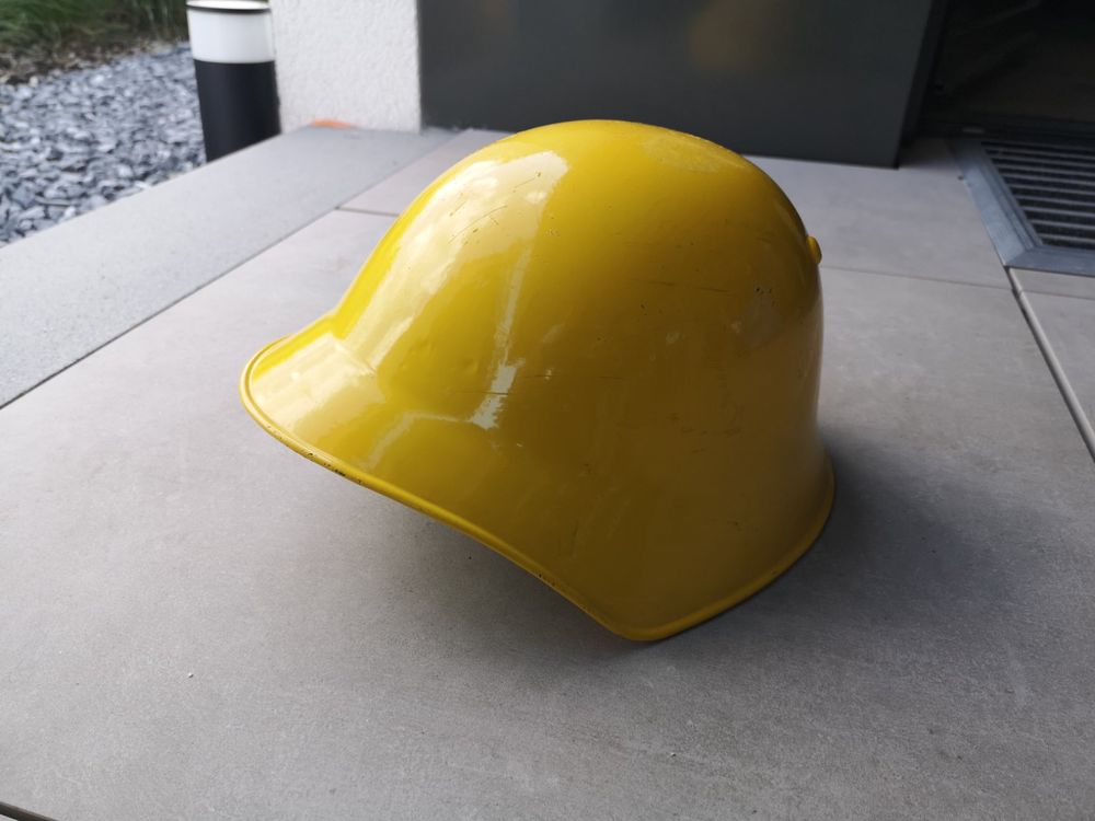 Nostalgischer Helm (Gebraucht) in Liestal für CHF 10 – mit Lieferung ...