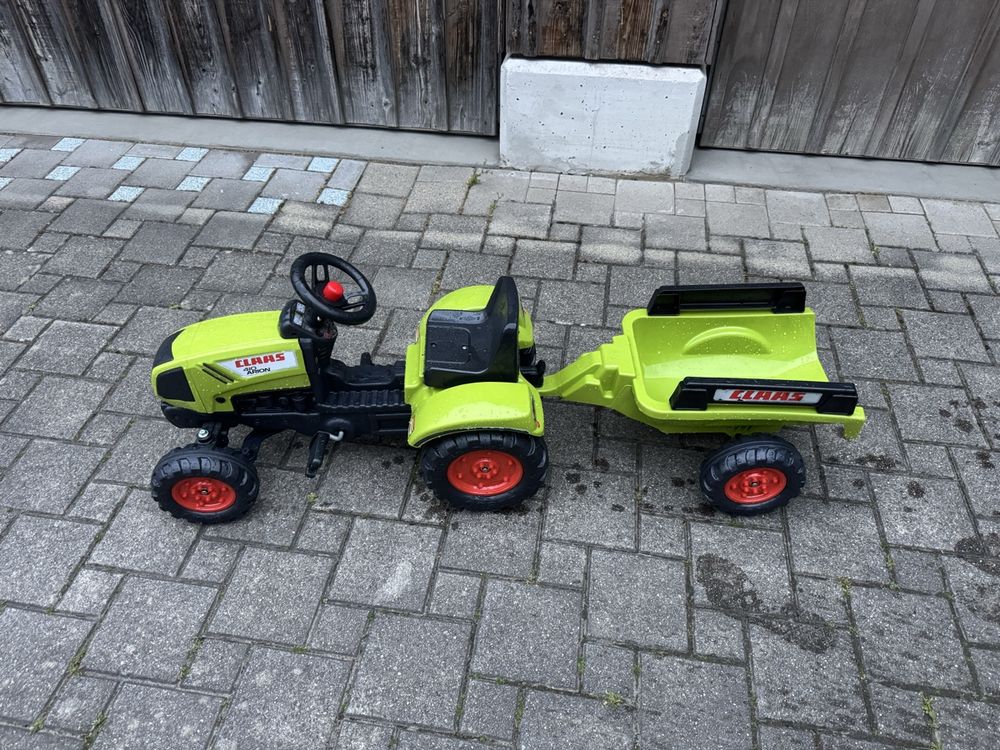 Traktor mit Anhänger (Gebraucht) in Flaach für CHF 46 – nur Abholung auf Ricardo kaufen