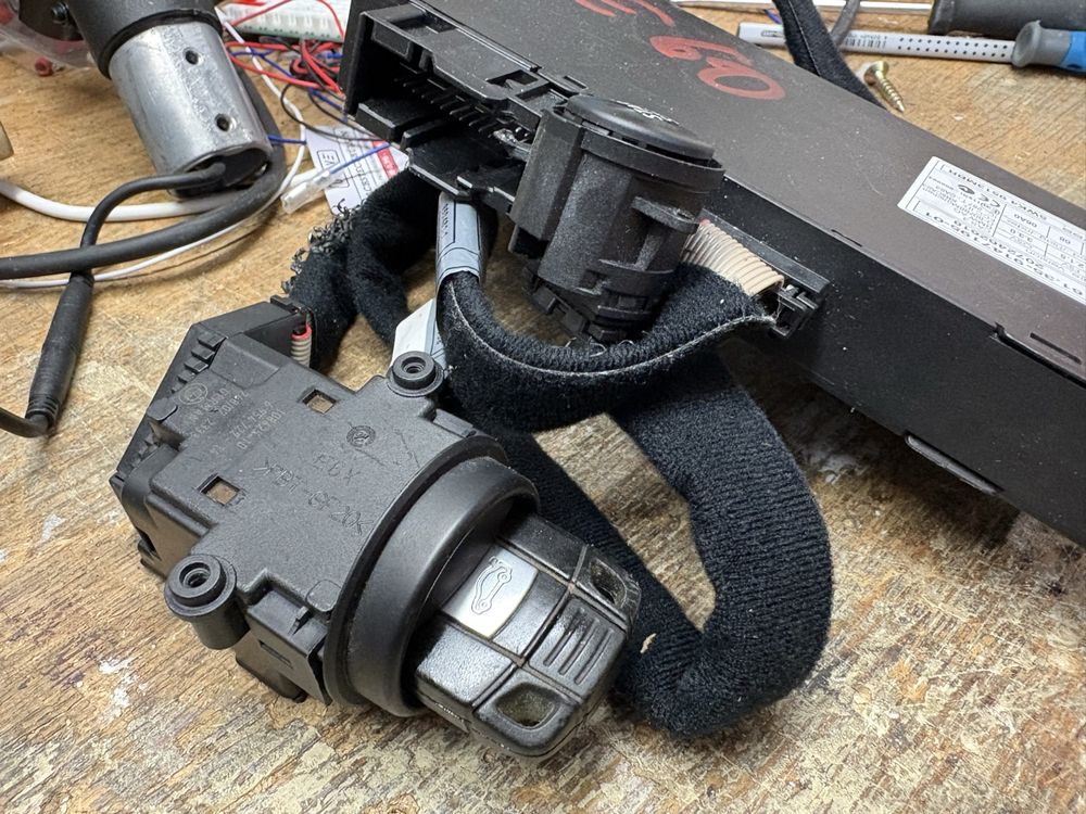 BMW E60 CAS3 Modul -inkl. 1 Schlüssel (Gebraucht) in Lüsslingen für CHF 100 – mit Lieferung auf ...