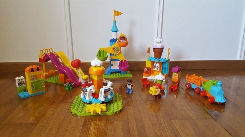 Lego Duplo Jahrmarkt 10840 (Gebraucht) in Rorschacherberg für CHF 58 – mit Lieferung auf Ricardo ...