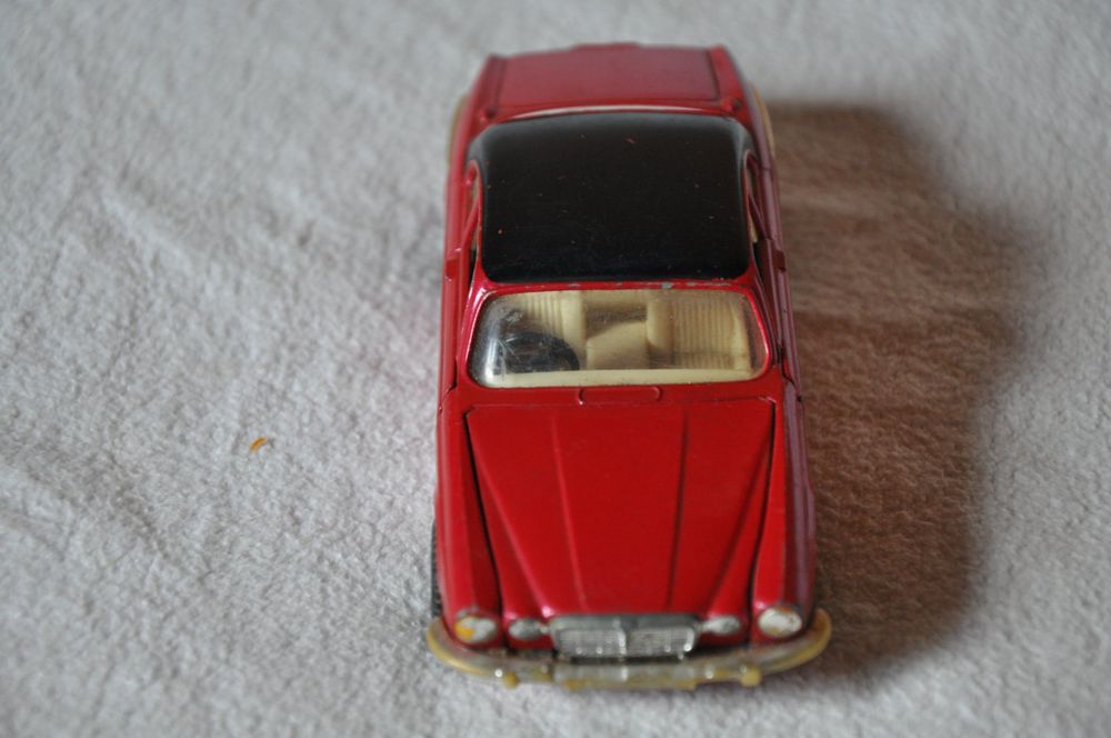 Jaguar XJ12C Corgi (Gebraucht) in Ebnat-Kappel für CHF 6 – mit Lieferung auf Ricardo kaufen