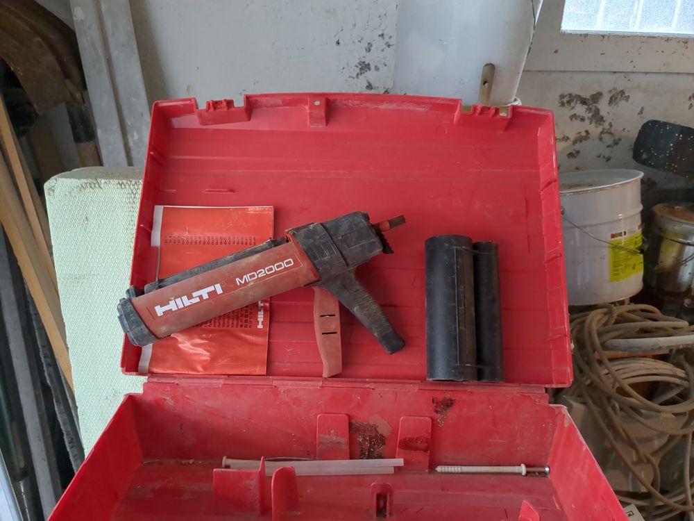 Hilti Hit MD 2000 Auspressgerät (Gebraucht) in Schänis für CHF 35 – mit ...