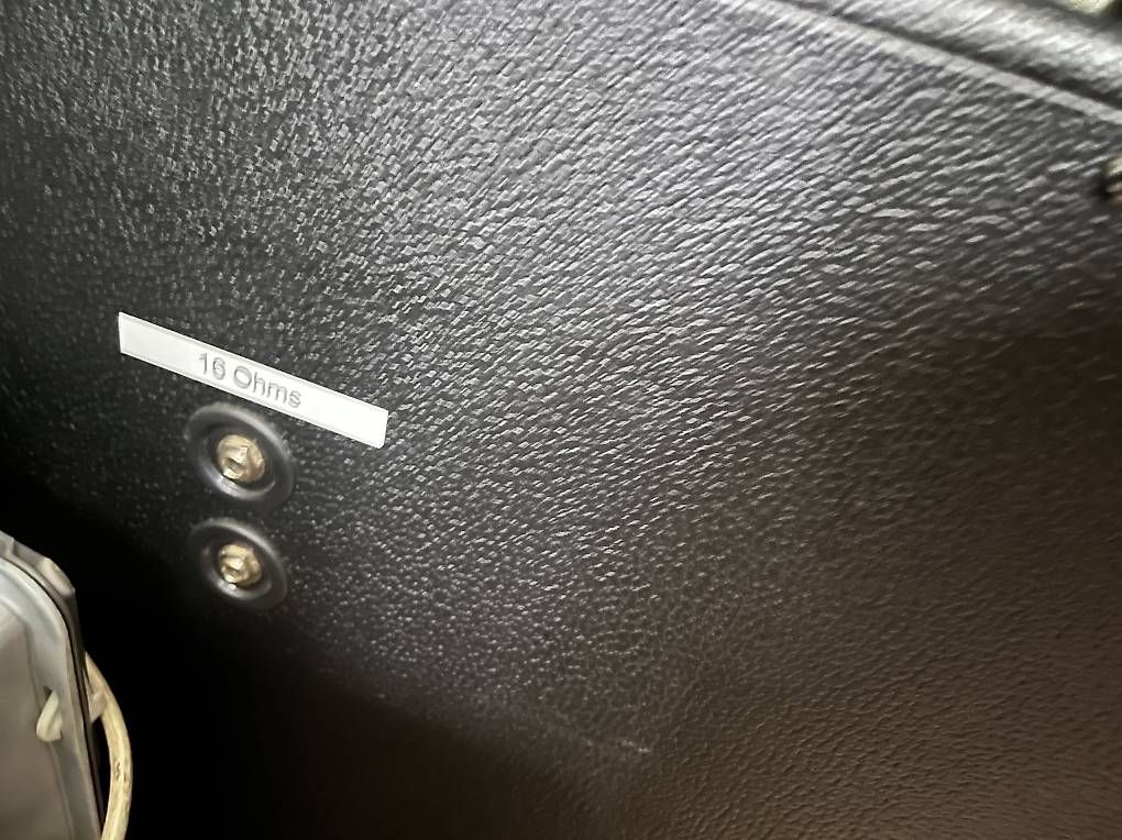 Peavey ampli et Hp (Gebraucht) in Renens für CHF 1450 – nur Abholung ...