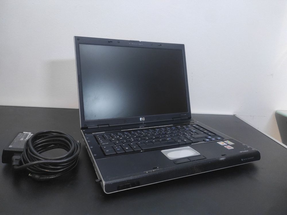 Alter HP Laptop für Bastler, Windows XP (Gebraucht) in Hausen am Albis ...