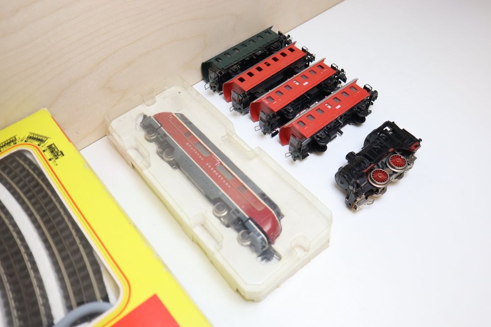 Trix Express Dampflok + Diesellok V200 + Wagen Set + Trafo.. (Gebraucht ...