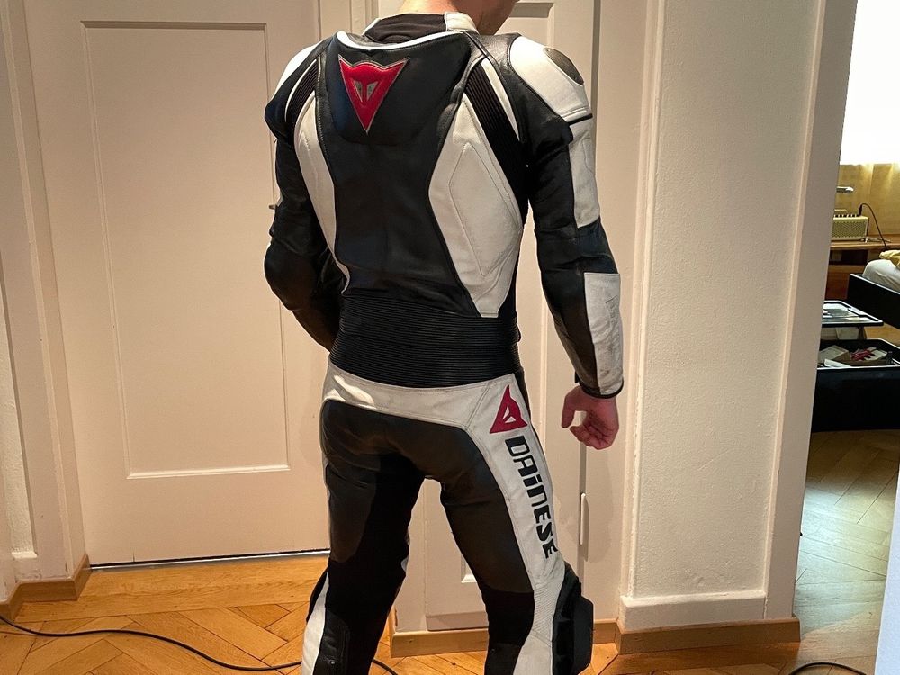 Dainese Lederkombi - Avro 44 mit Aerobuckel | Kaufen auf Ricardo