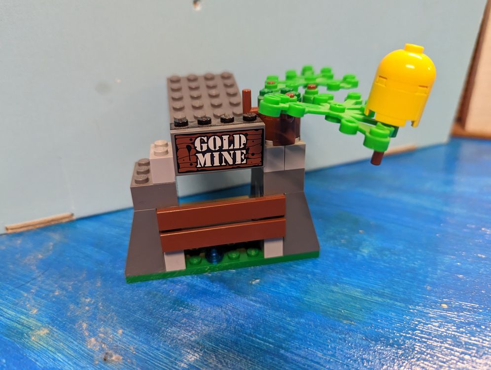 Lego Goldmine (Gebraucht) in Oberglatt ZH für CHF 1 – mit Lieferung auf ...