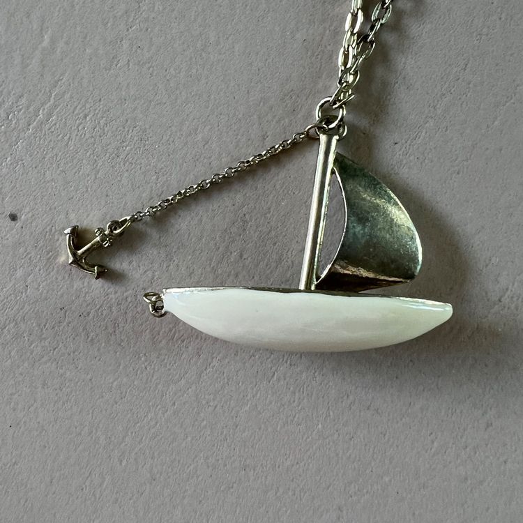 lange Halskette mit Segelboot und Anker Anhänger | Kaufen auf Ricardo