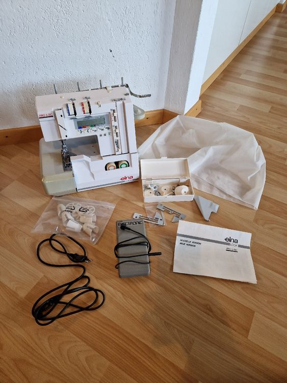 Elna Lock Pro 5 DC Overlock Nähmaschine Computer Pedal (Defekt) in ...