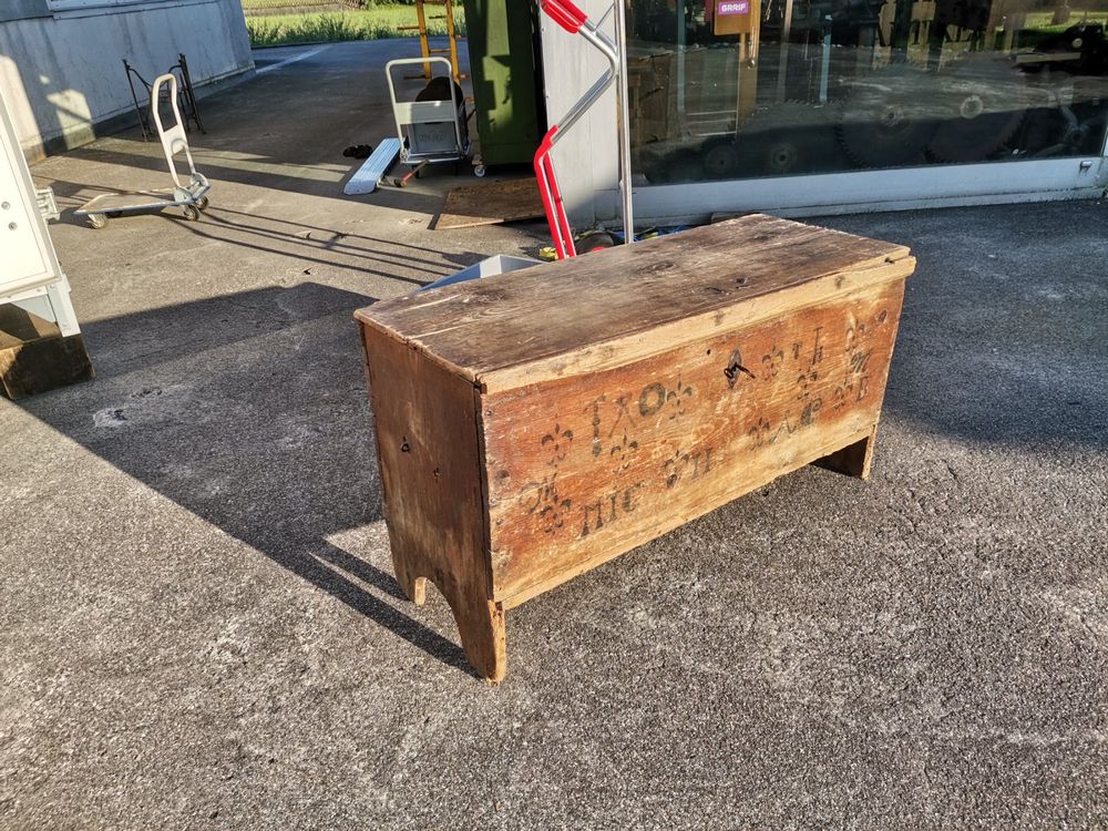 Antike Truhe, Alte Holztruhe, Truhe, Massivholz Truhe Antik (Gebraucht ...